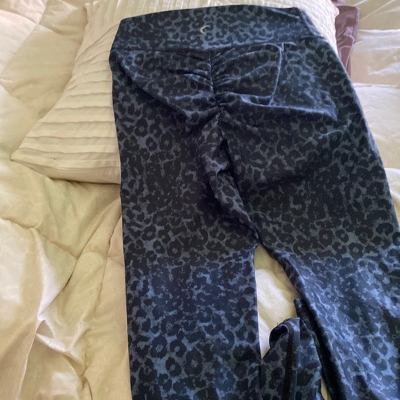 ZYIA | Pants & Jumpsuits | Zyia Active 4 Scrunched Butt Leggings | Poshmark